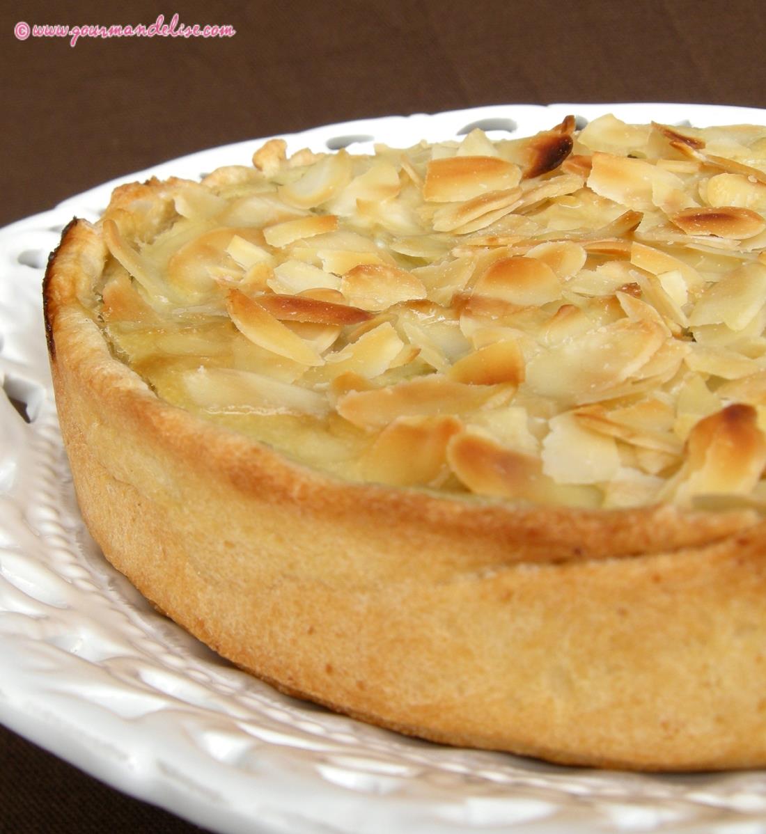 Tarte Amandine à La Rhubarbe